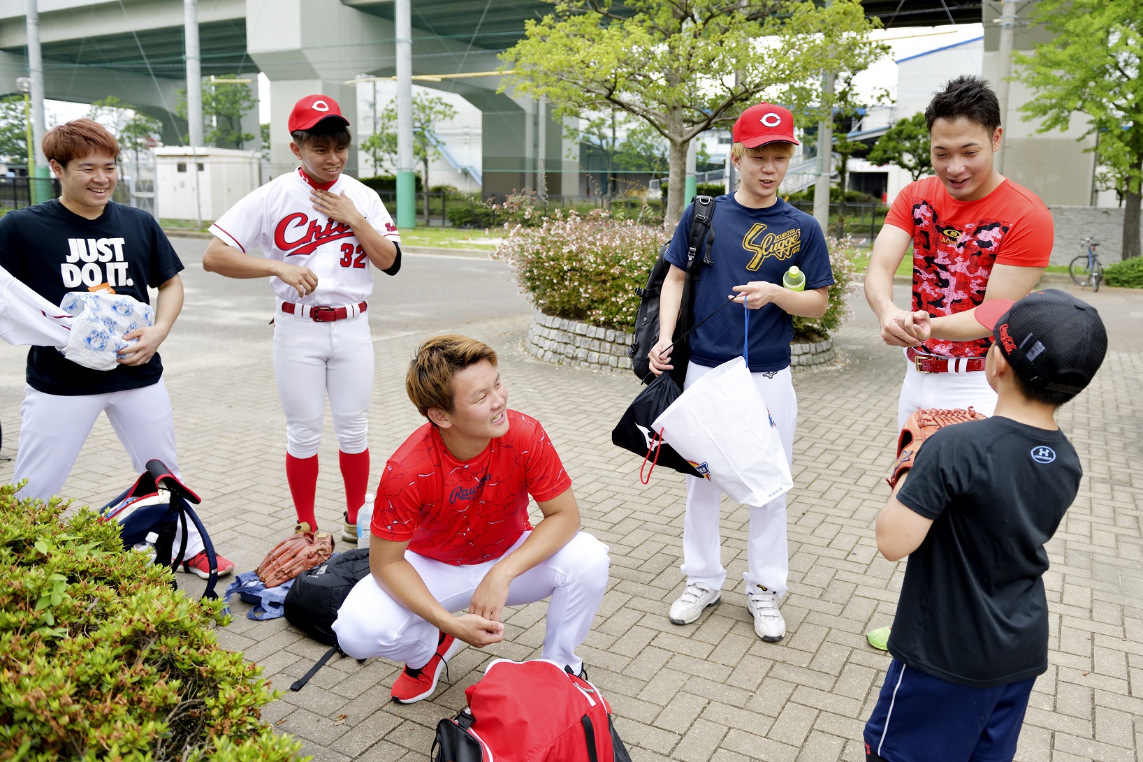 Fkfk (20) | 株式会社オオガプロモーション